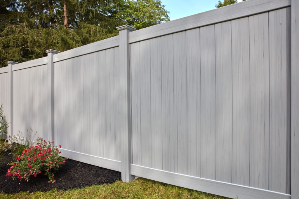Vinyl Fences - Sharon Fence